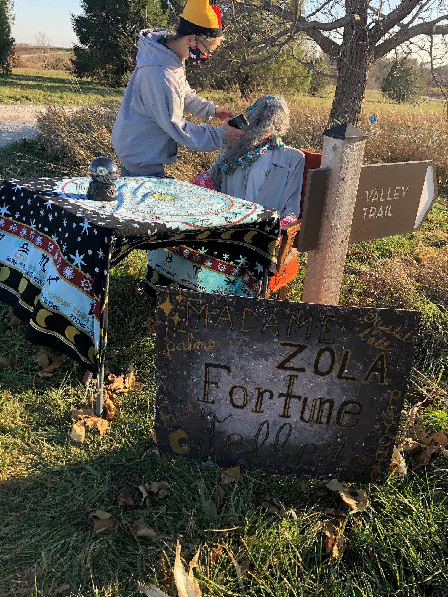 Beth Shields Fortune Teller 1020 – THE BRENTON ARBORETUM
